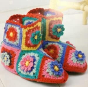 Gratis patroon slofjes haken met granny vierkantjes - Hobby.blogo.nl